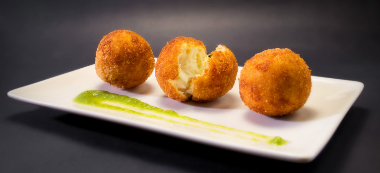 Der Herkunft der Tapas und wo man sie in Andalusien probieren kann